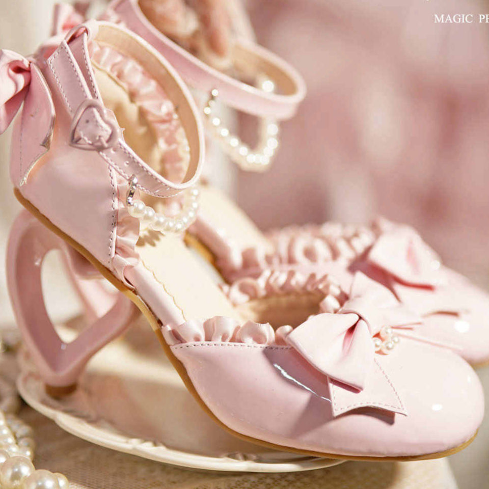 Heart Shape Heels Bow Sandals – By Coquette