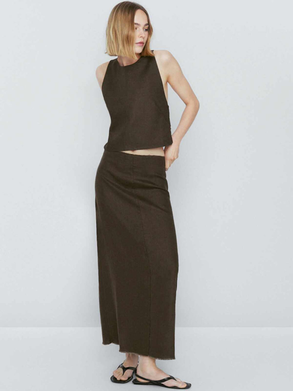 Back Cross Linen Crop Top – By Coquette