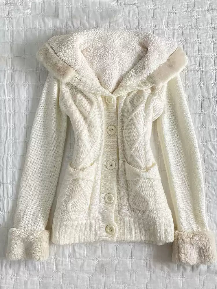 Retro White Sweater Jacket – By Coquette